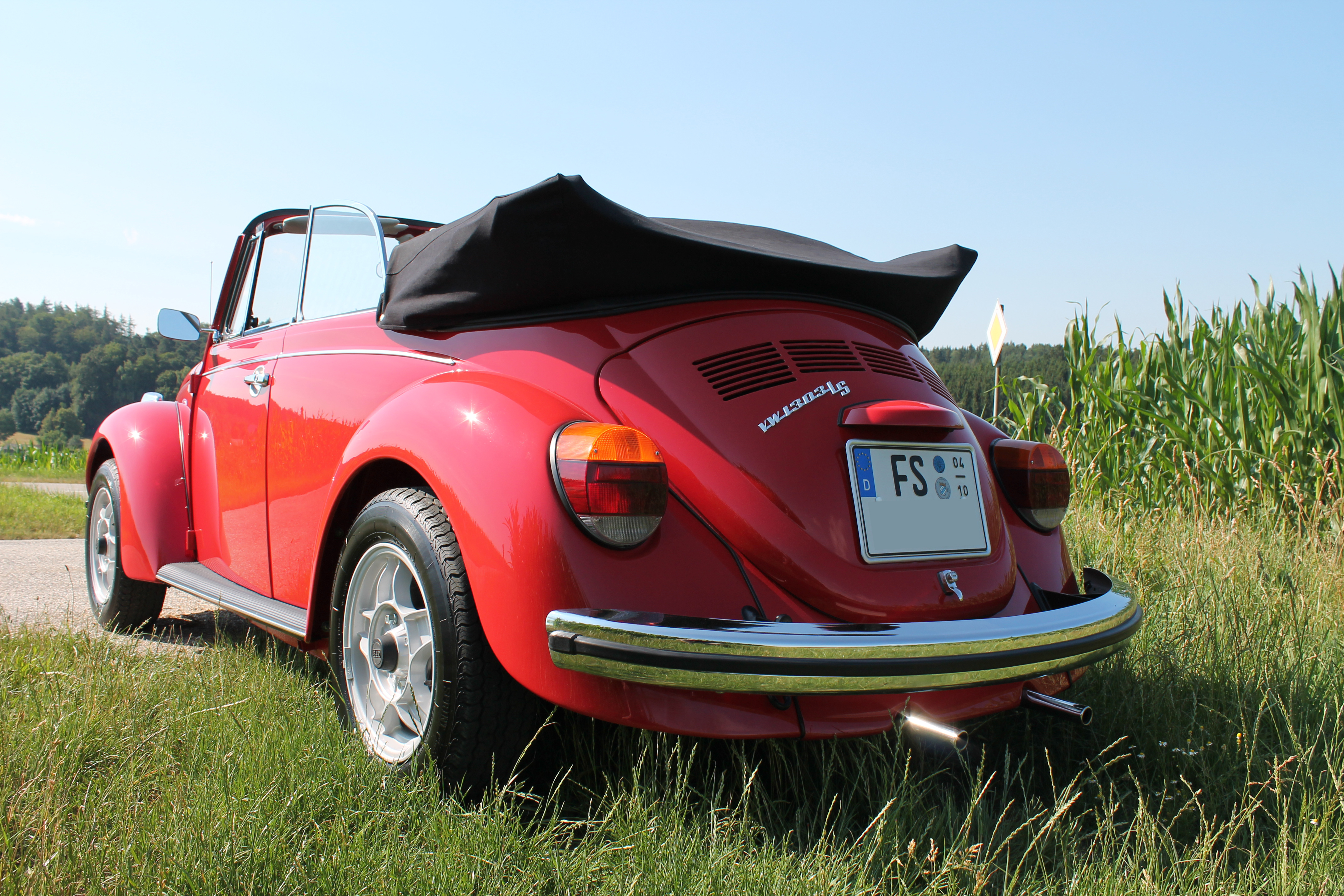 VW Käfer Cabrio | HoLuCar - Oldtimer Restaurierung
